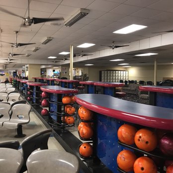 PINZ BOWLING CENTER - Updated October 2025 - 39 Photos & 12 Reviews ...