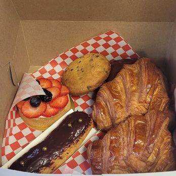 MAGNOL FRENCH BAKING - Updated April 2024 - 354 Photos & 213 Reviews ...