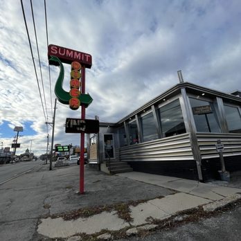 SUMMIT DINER - Updated May 2025 - 238 Photos & 298 Reviews - 791 N ...