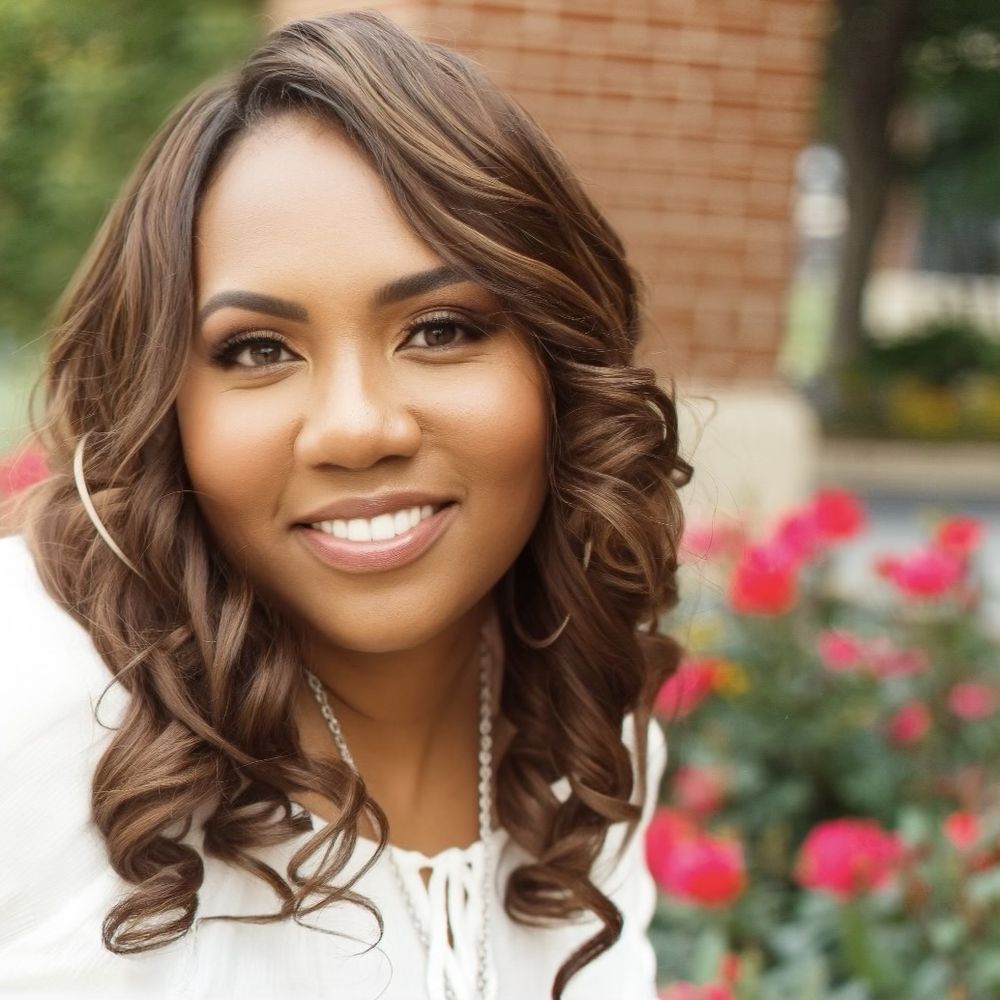 Renata Hall's Instagram, Twitter & Facebook on IDCrawl