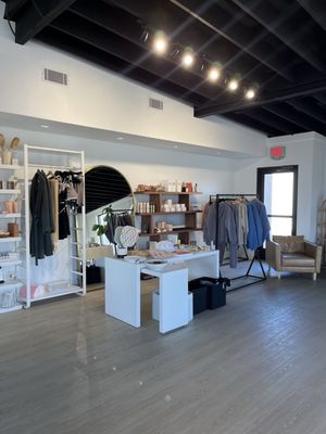 STUDIO FIRE - Updated December 2025 - 13 Photos - 2917 Rosewood Dr ...