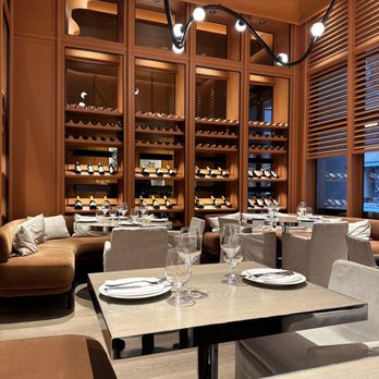 DAPHNE - Updated September 2025 - 193 Photos & 48 Reviews - 67 Richmond ...