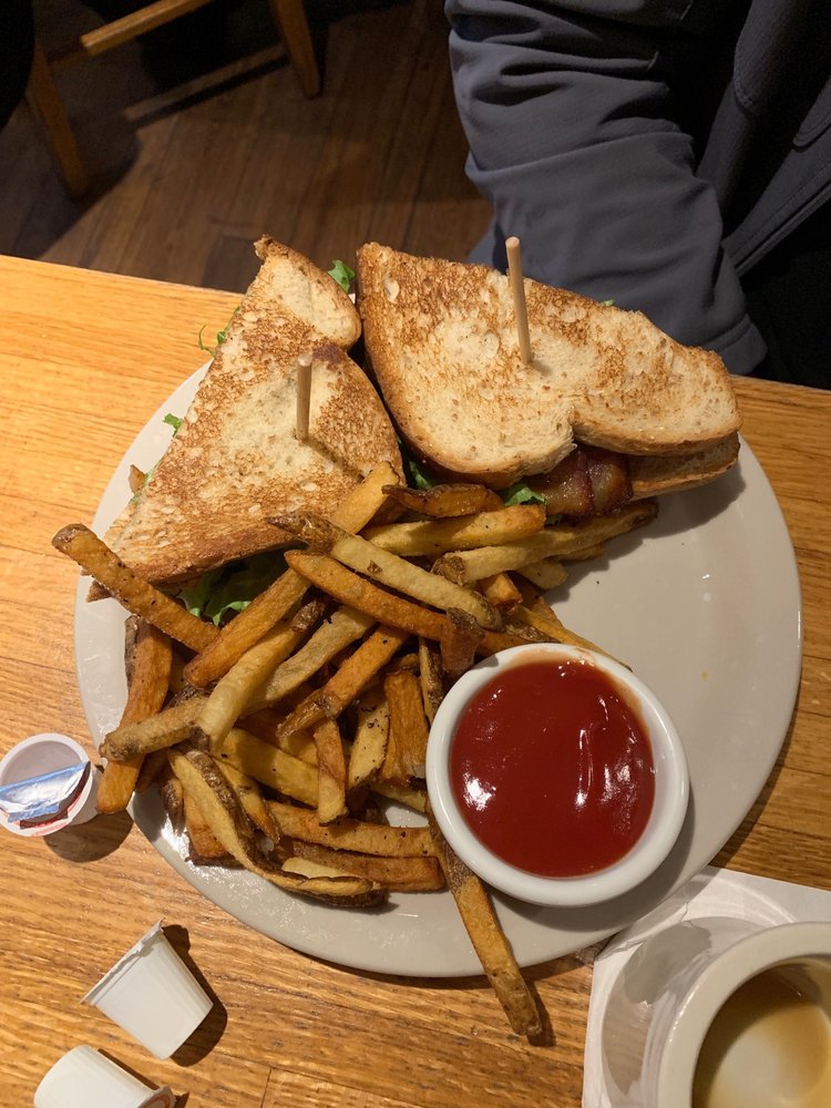 Rafferty's Restaurant and Bar, Bowling Green | Roadtrippers