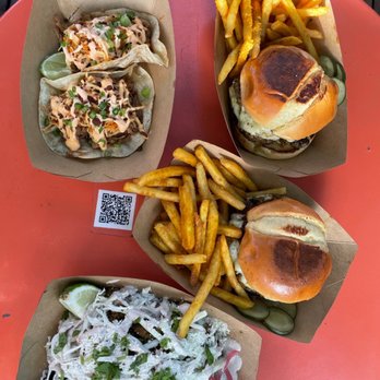 CHARLESTON POUR HOUSE - Updated October 2025 - 288 Photos & 118 Reviews ...