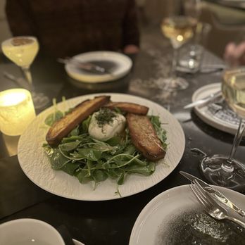 CHASING RABBITS - Updated March 2025 - 189 Photos & 75 Reviews - 141 E ...