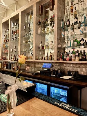 ONE TEN RESTAURANT AND BAR - Updated December 2025 - 274 Photos & 87 ...