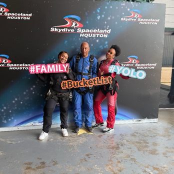 SKYDIVE SPACELAND - HOUSTON - Updated October 2025 - 305 Photos & 235 ...