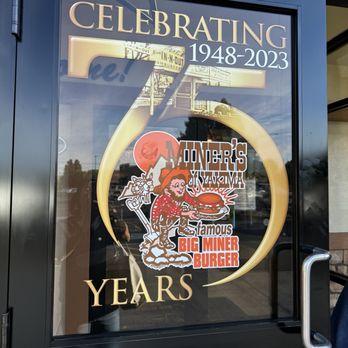 MINER’S DRIVE-IN RESTAURANT - Updated March 2025 - 463 Photos & 719 ...