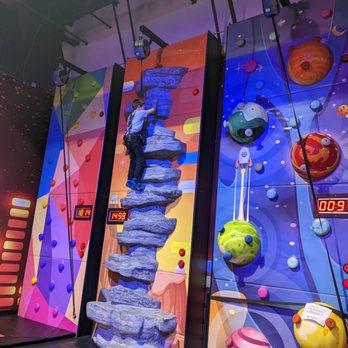 AIRTOPIA ADVENTURE PARK - Updated December 2025 - 18 Photos & 18 ...