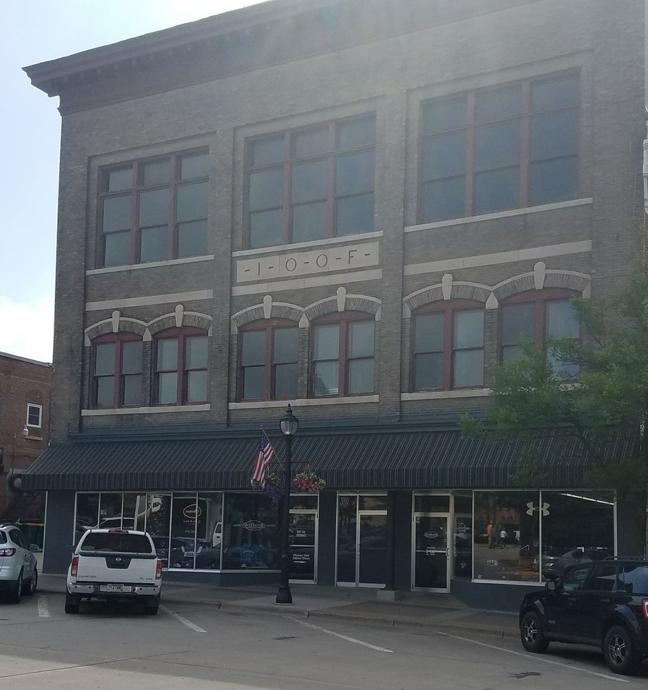 CARLSON’S SPORT CENTER - 313 W 3rd St, Red Wing, Minnesota - Sporting ...