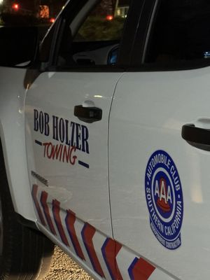 BOB HOLZER TOWING - Updated December 2025 - 41 Photos & 198 Reviews ...