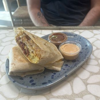 LITTLE AVALON - Updated November 2024 - 82 Photos & 40 Reviews - 7355 ...