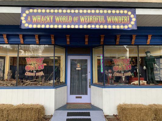 HOUSE OF ODDITIES AND CURIOUS GOODS - Updated December 2025 - 6 N ...