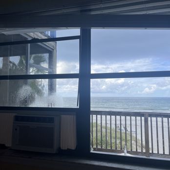 SUNBURST INN - Updated January 2026 - 43 Photos & 23 Reviews - 19204 ...