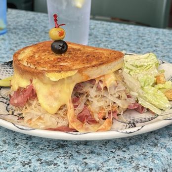 CHAMPS SPORTS BAR & GRILL - Updated October 2025 - 149 Photos & 276 ...