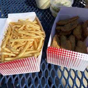 JD’S DRIVE-IN - 29 Photos & 57 Reviews - 1939 E John St, Appleton ...
