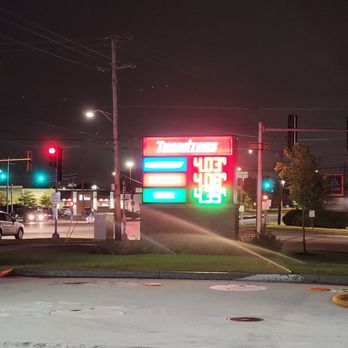 THORNTONS - Updated July 2025 - 1600 N Rand Rd, Prospect Heights ...