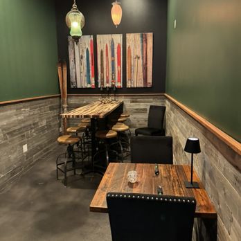 EDELWEISS PIZZA PUB PASTRIES - Updated May 2024 - 187 Photos & 100 ...