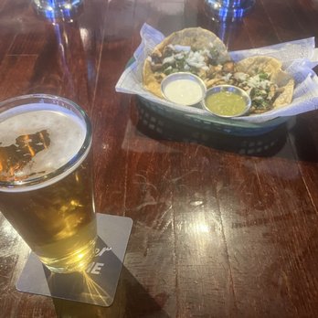 DUFFER’S PUB - Updated January 2026 - 30 Photos & 55 Reviews - 950 N ...