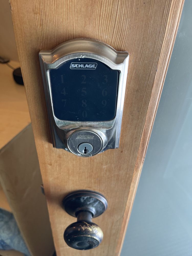 EMERALD CITY LOCK & KEY - Updated February 2025 - 12 Photos & 107 ...