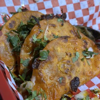 CHIVIS TACOS - Updated October 2025 - 18 Photos & 20 Reviews - 2101 E ...