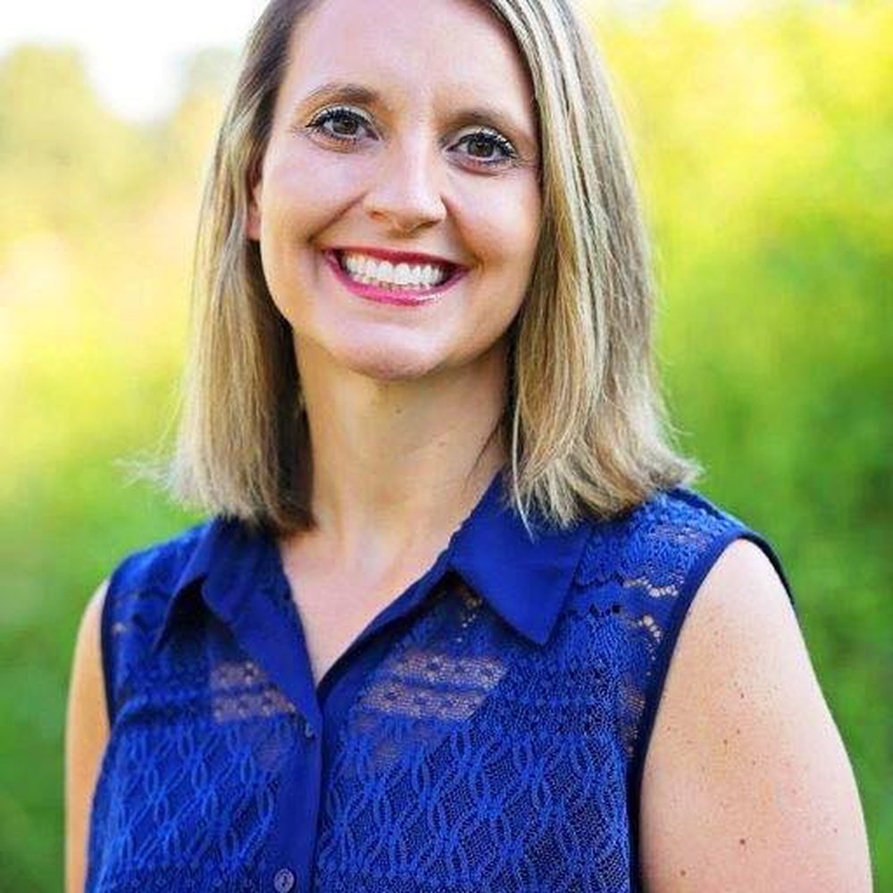 Michele Broderick's Instagram, Twitter & Facebook on IDCrawl