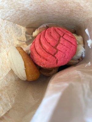 PONCE’S BAKERY - Updated January 2026 - 39 Photos & 68 Reviews - 7368 ...