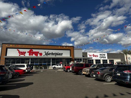 FRYS - Updated December 2025 - 24 Photos & 34 Reviews - 16400 W Pat ...