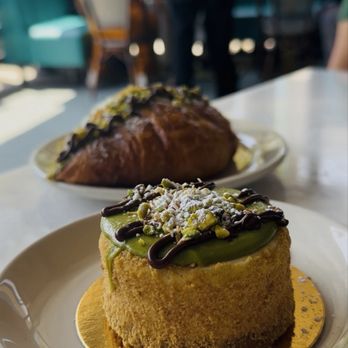 ONE TWELVE CAFFE - Updated September 2025 - 786 Photos & 384 Reviews ...