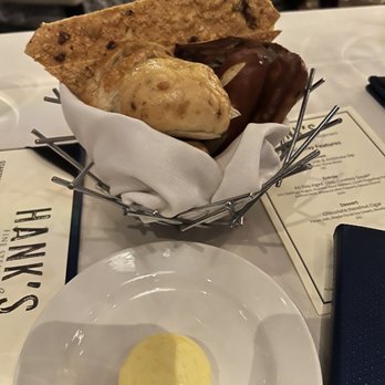 HANK’S FINE STEAKS & MARTINIS - Updated May 2024 - 1749 Photos & 946 ...