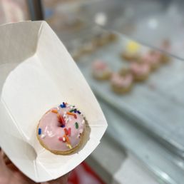 YONUTZ GOURMET DONUTS AND ICE CREAM - Updated January 2026 - 1035 ...