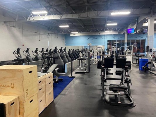 CIRCLE THE SUN FITNESS - Updated July 2025 - 16 Photos - 6198 N ...