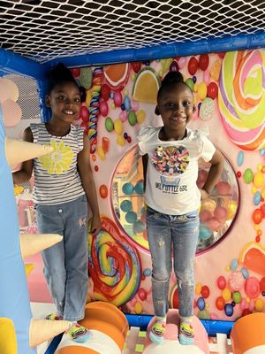 CANDY WONDERLAND - Updated October 2025 - 53 Photos & 42 Reviews ...