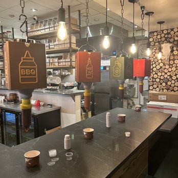 HAL & AL’S BBQ - Updated December 2025 - 84 Photos & 66 Reviews - 4238 ...