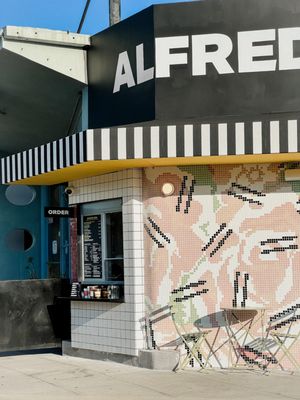 ALFRED COFFEE - Updated April 2025 - 77 Photos & 66 Reviews - 171 N Maple St, Burbank ...