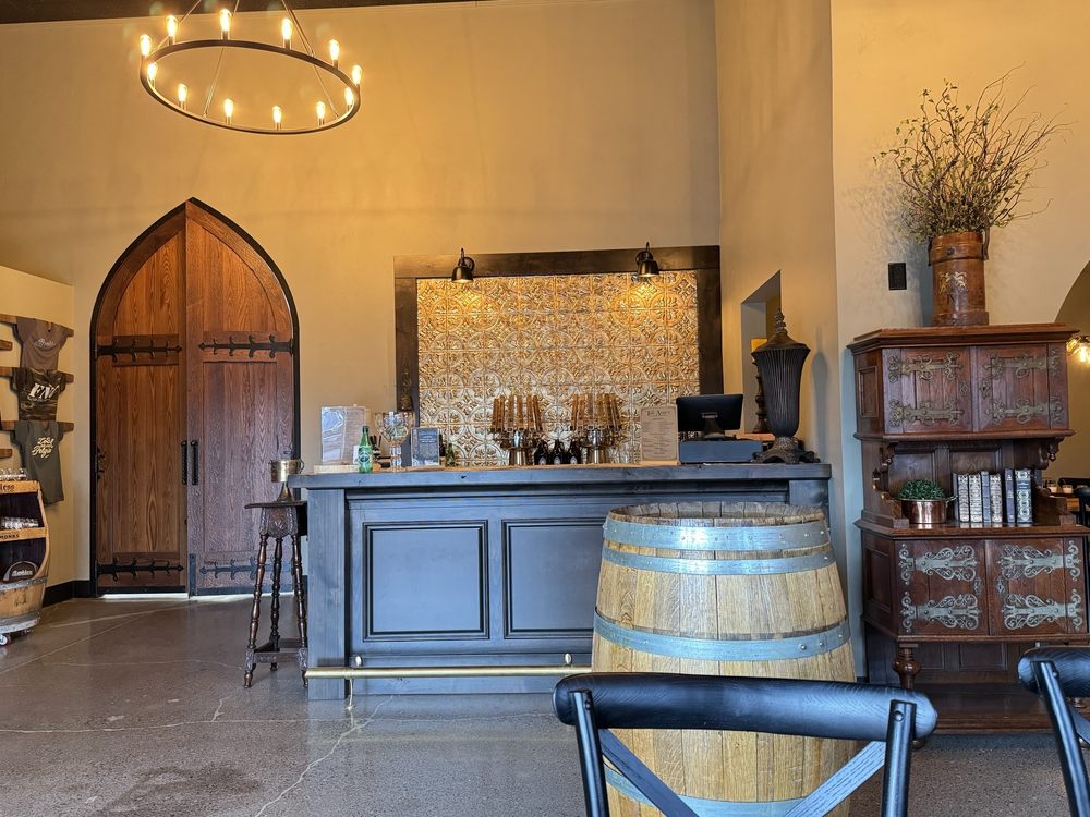 THE ABBEY - Updated October 2025 - 900 SE Wilson Ave, Bend, Oregon ...