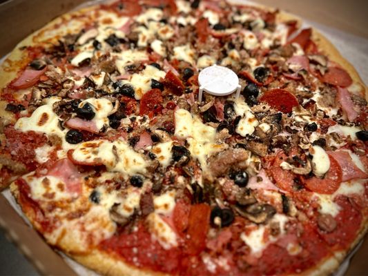 BLUE LINE PIZZA - Updated December 2025 - 673 Photos & 839 Reviews ...
