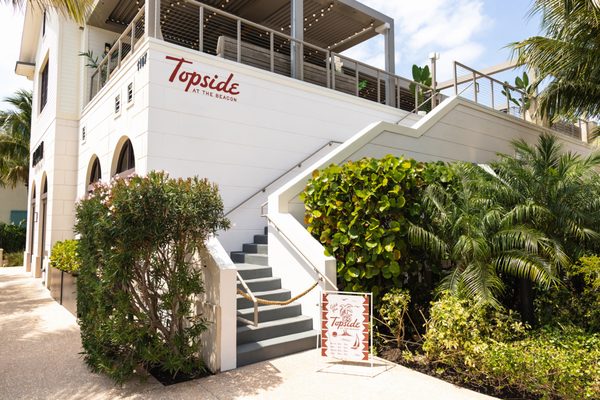 TOPSIDE AT THE BEACON - Updated July 2025 - 165 Photos & 123 Reviews ...