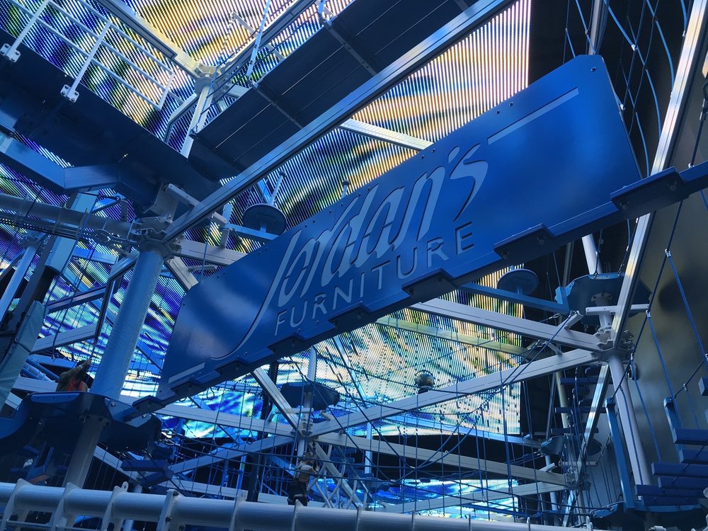 THE MAINE MALL - Updated July 2024 - 99 Photos & 61 Reviews - 364 Maine ...