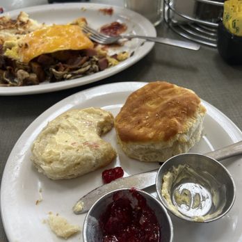 BISCUITS CAFE - Updated December 2024 - 422 Photos & 490 Reviews ...