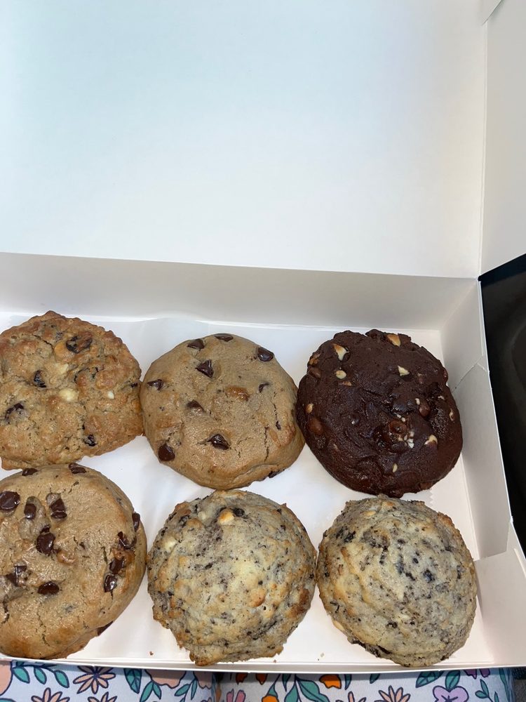 CHIP CITY - Bakery at 951 Franklin Ave, Garden City, New York - 106 ...