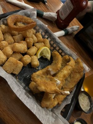 THE LIBRARY TAPHOUSE AND KITCHEN - Updated December 2025 - 43 Photos ...