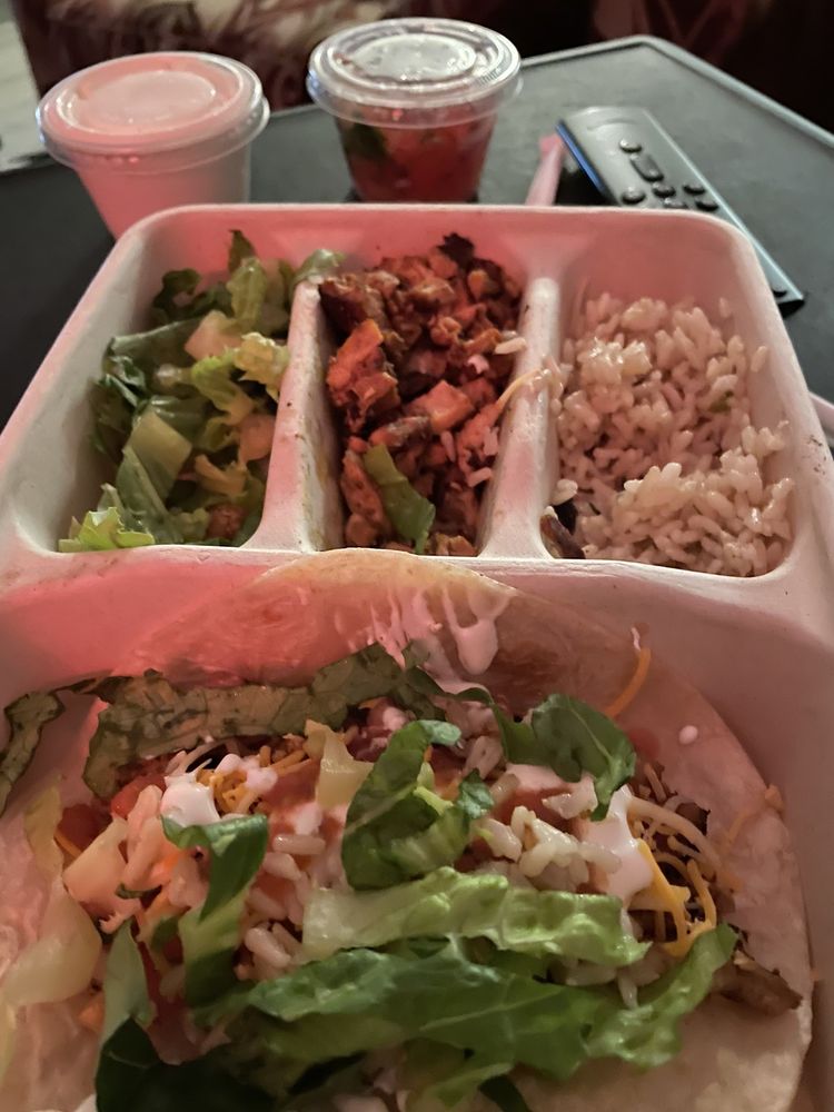 CHIPOTLE MEXICAN GRILL - Updated February 2025 - 32 Photos & 87 Reviews ...