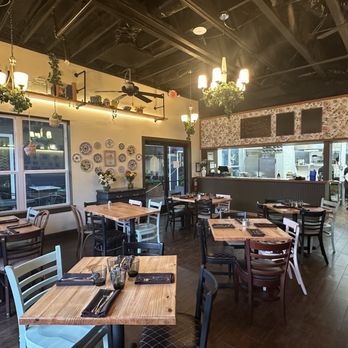 MONNA LISA TRATTORIA - Updated May 2025 - 35 Photos & 18 Reviews - 609 ...