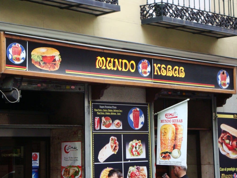 MUNDO KEBAB - Calle de Hortaleza, Loire, Madrid, Spain - Turkish ...