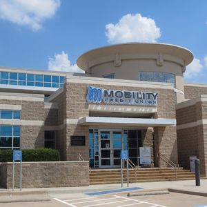 EECU CREDIT UNION - Updated July 2025 - 109 Reviews - 1617 W 7th St ...