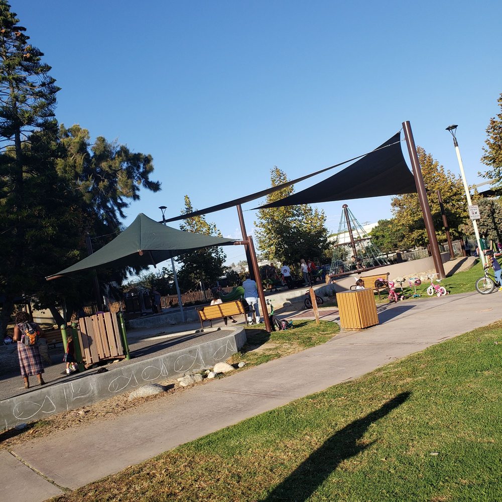 SOUTH PARK - 71 Photos & 42 Reviews - Valley Dr & 4th St, Hermosa Beach ...