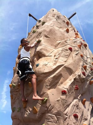 ADVENTURE ROCK CLIMBING AND FITNESS - Updated July 2024 - 15 Photos ...