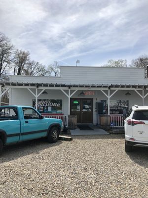 MILLSTONE RESTAURANT & COUNTRY STORE - Updated April 2025 - 37 Photos & 69 Reviews - 1531 E Hwy ...
