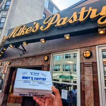 MIKE’S PASTRY - Updated May 2024 - 7620 Photos & 8896 Reviews - 300 ...